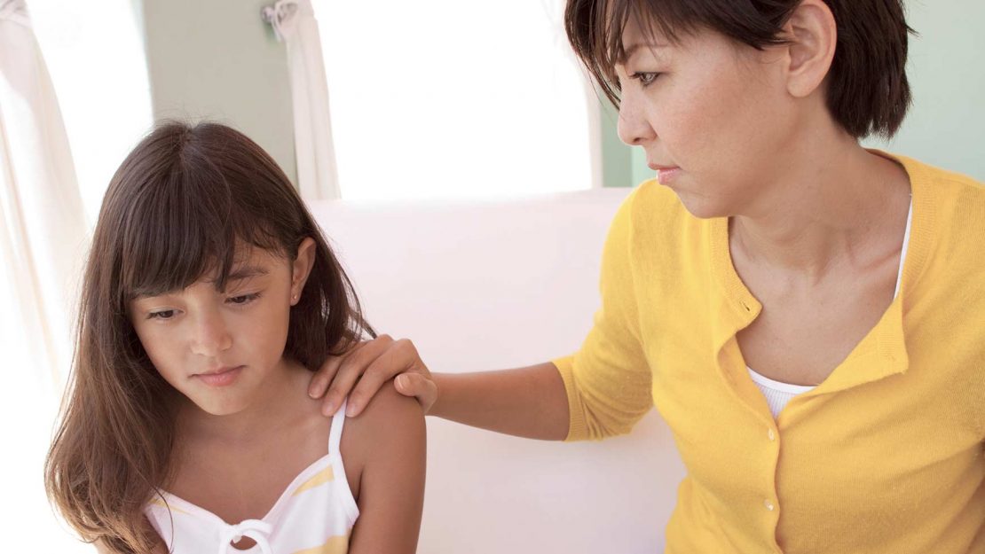 6 Cara Membantu Orangtua Menghadapi Anak Introvert - EduCenter